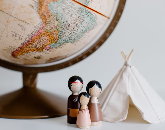 Small world play – ideas to try in Early Years - School Support Solutions